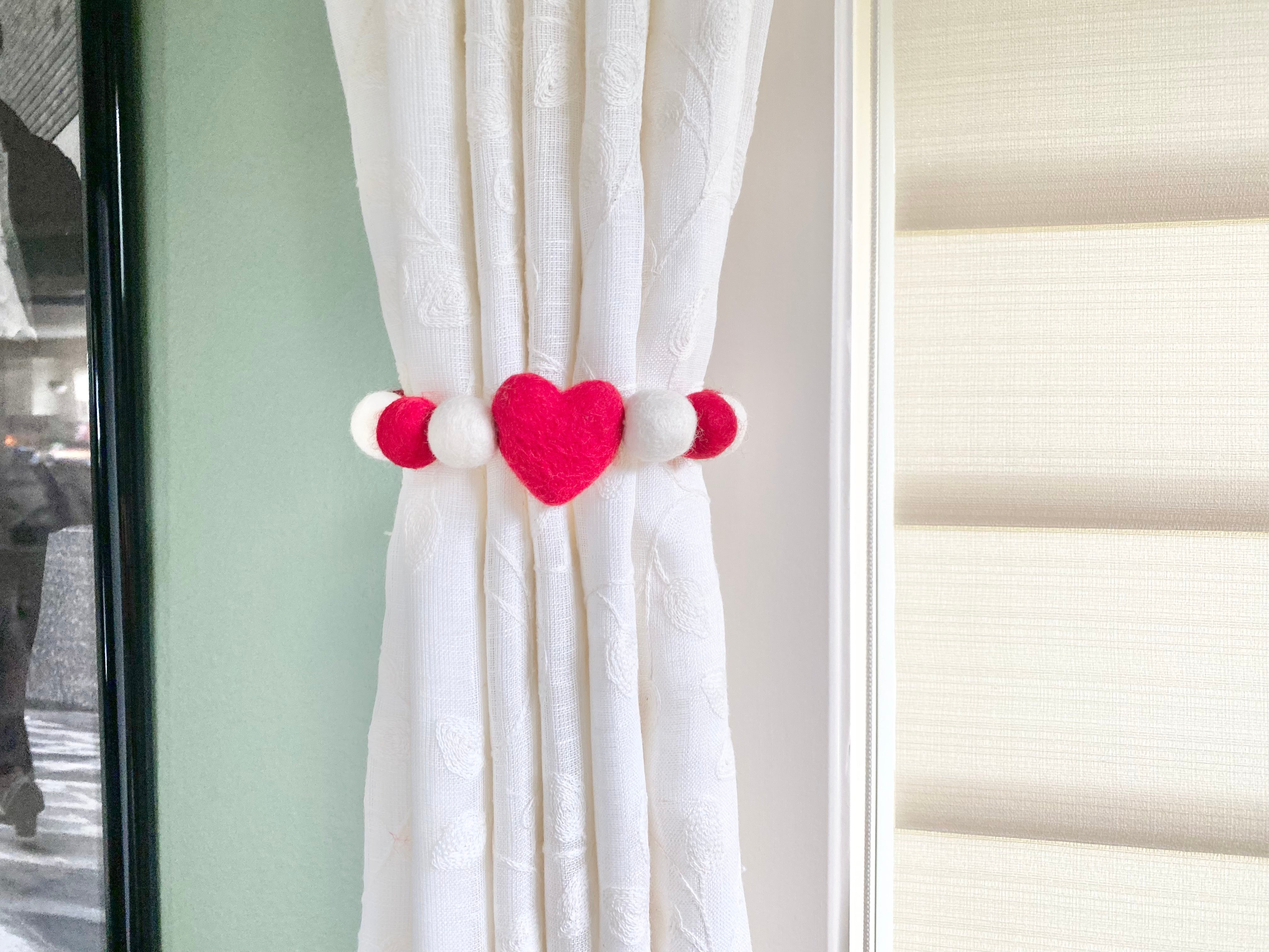 Red & White Heart Curtain Ties – Wool Jamboree